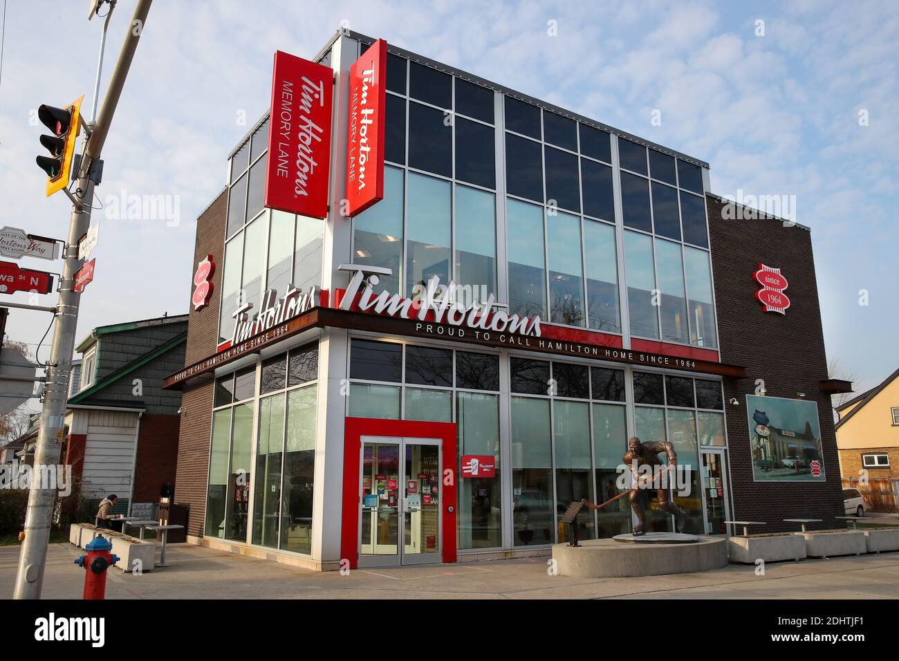 Tim hortons entrance hi-res stock photography and images - Alamy
