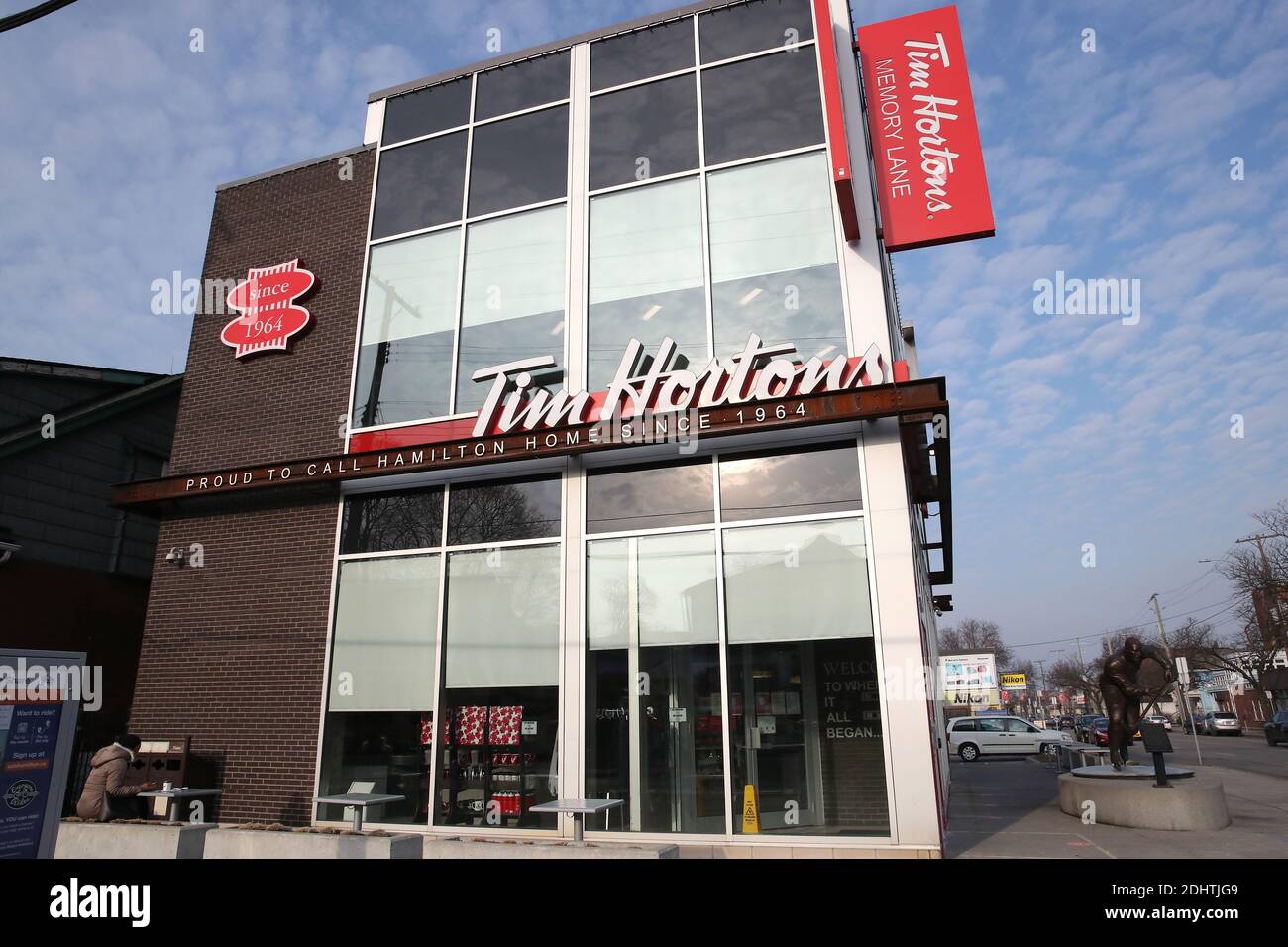 Tim horton coffee canada hi-res stock photography and images - Alamy