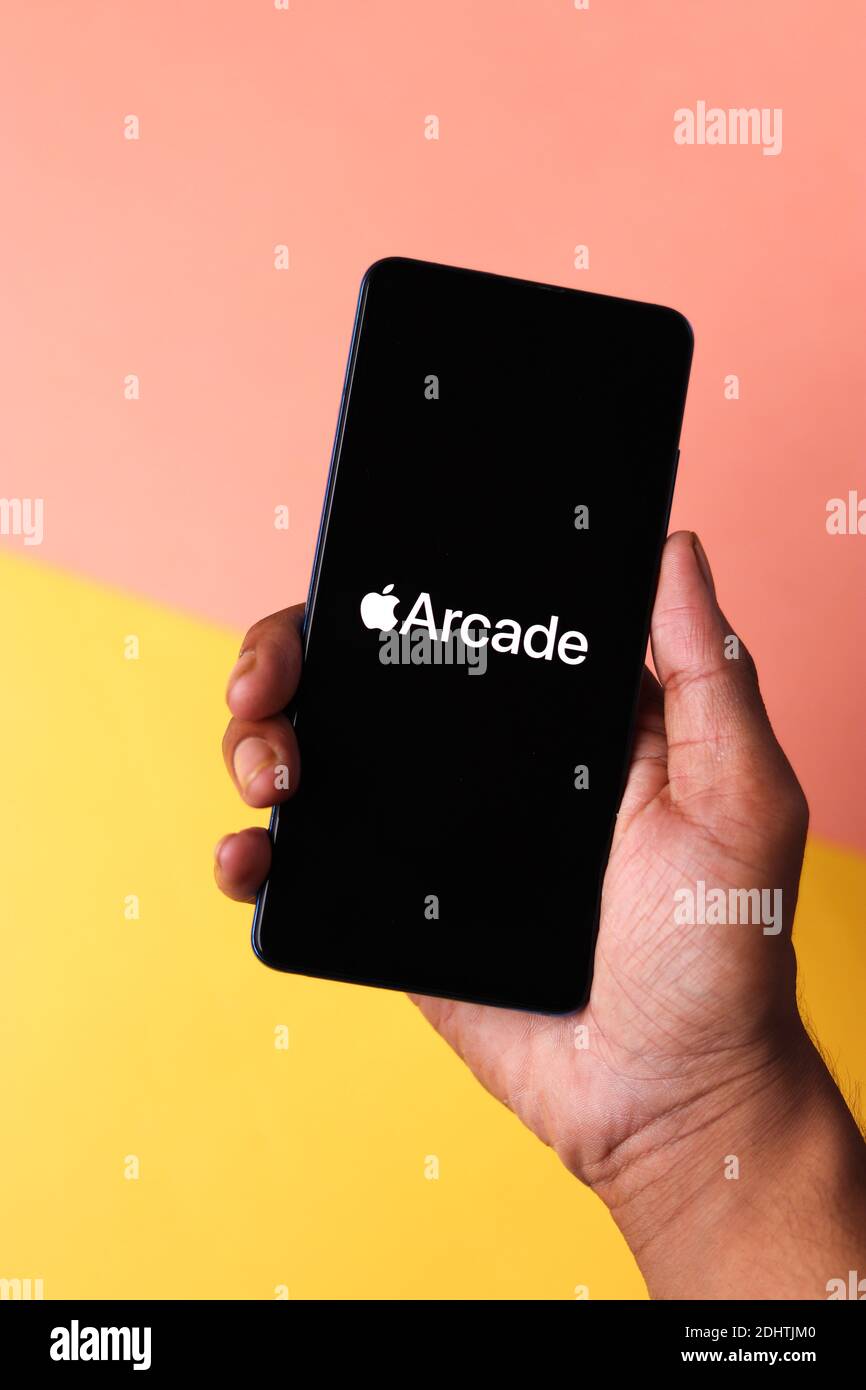 Apple arcade logo hi-res stock photography and images - Alamy