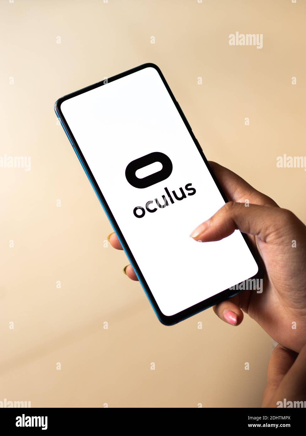 Oculus quest 2 hi-res stock photography and images - Alamy