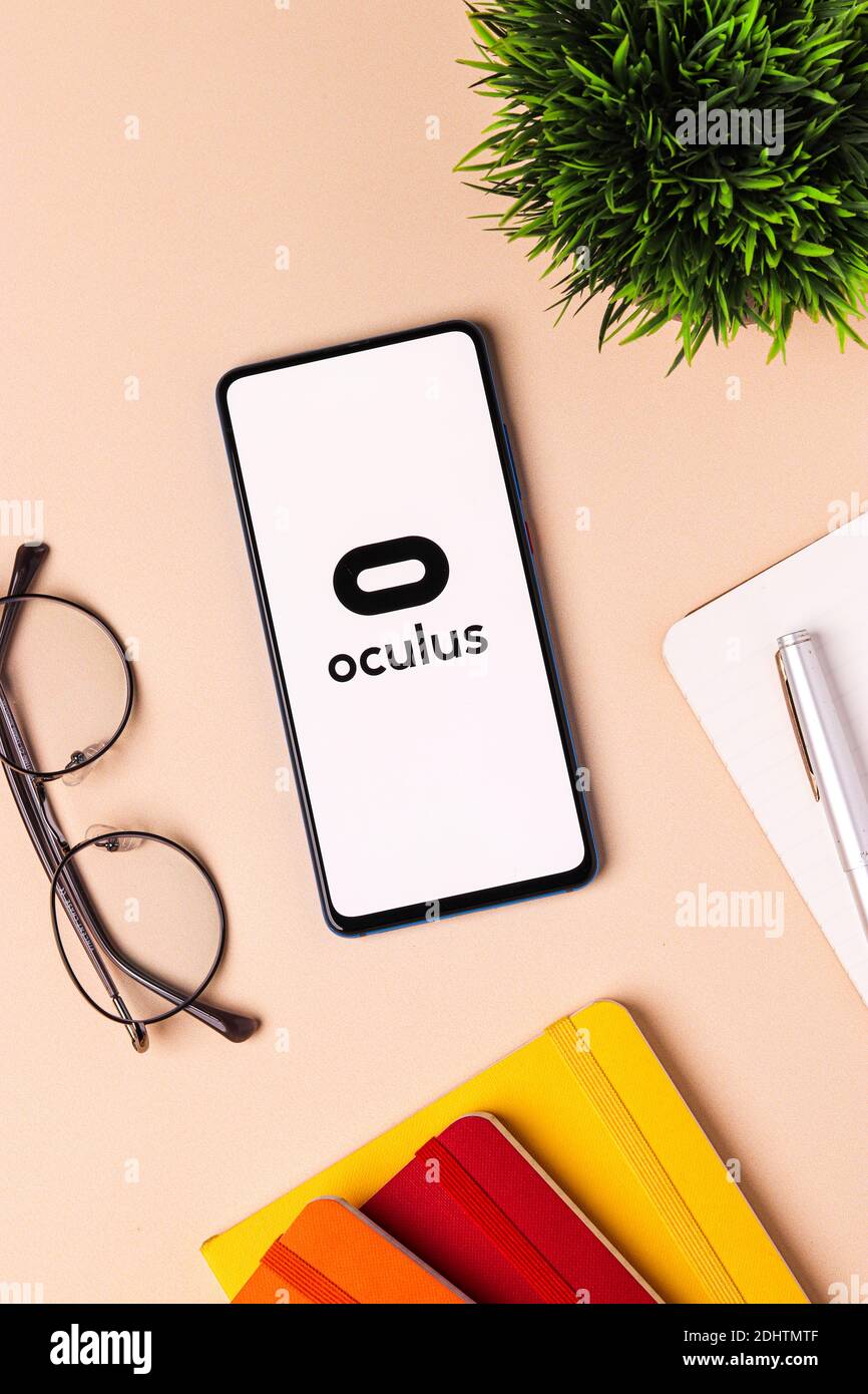 Oculus quest 2 hi-res stock photography and images - Alamy