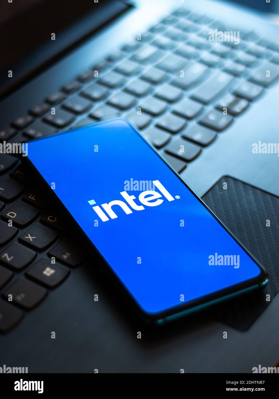 Intel new logo hi-res stock photography and images - Alamy