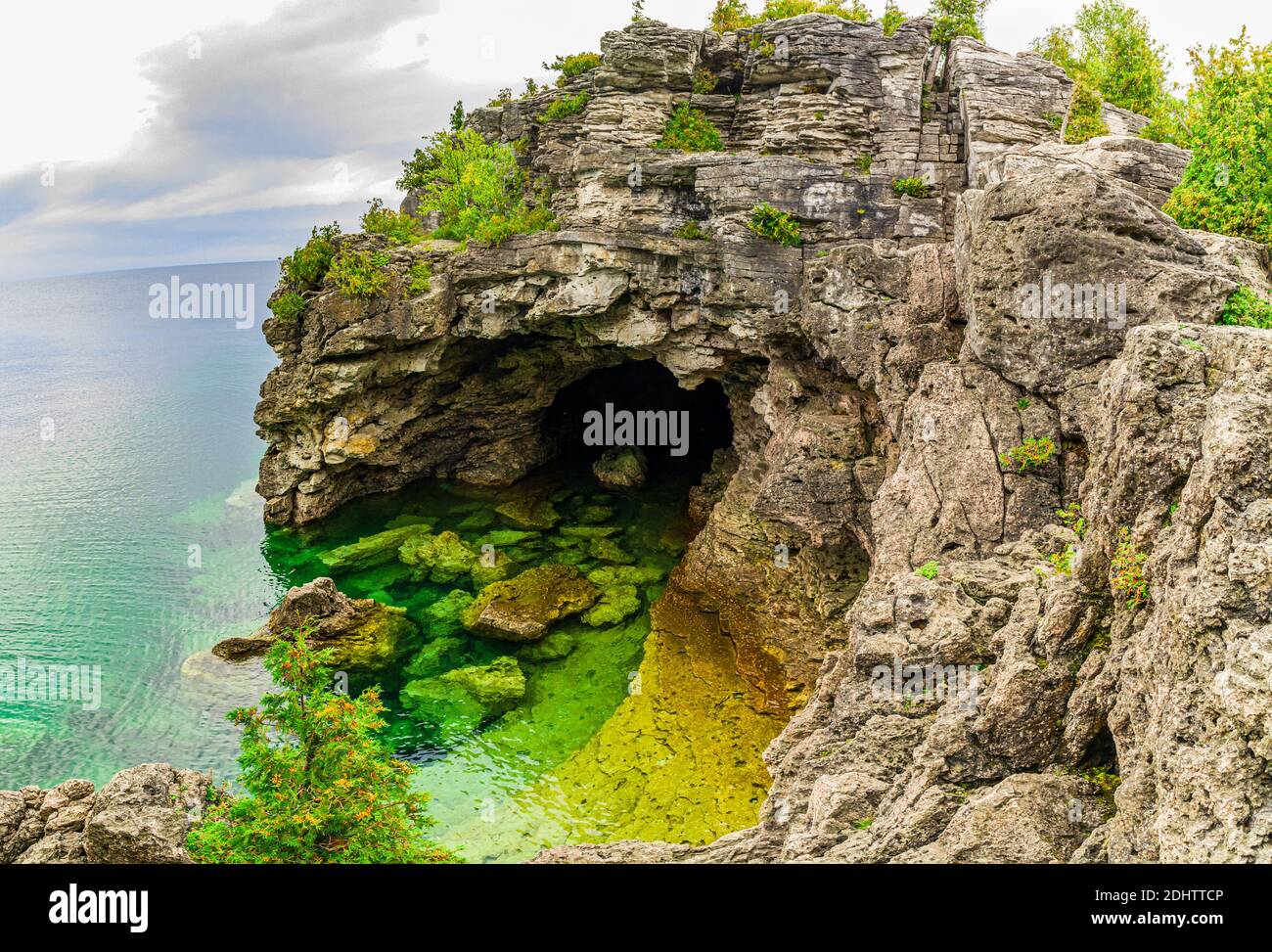 The Grotto Bruce Peninsula National Park Tobermory Ontario Canada Stock ...
