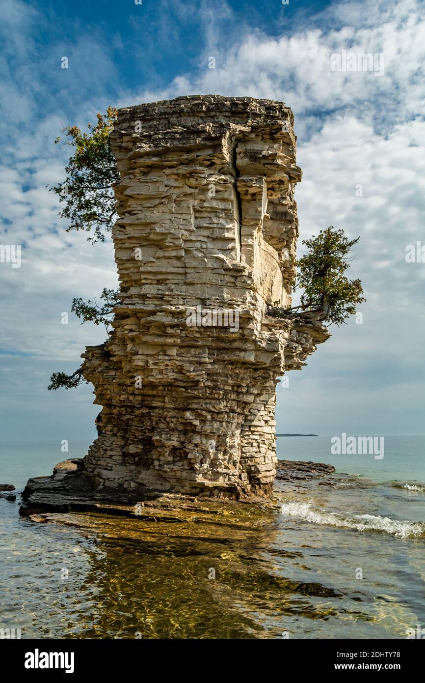 Flower Pot Island Fathon Five National Park Tobermory Ontario Canada in ...