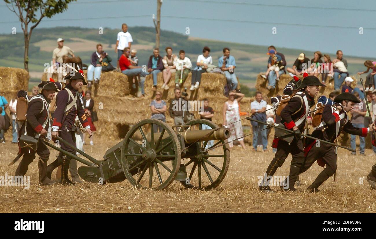 schoengrabern, austria, 06 aug 2005, historic show of the napoleon ...