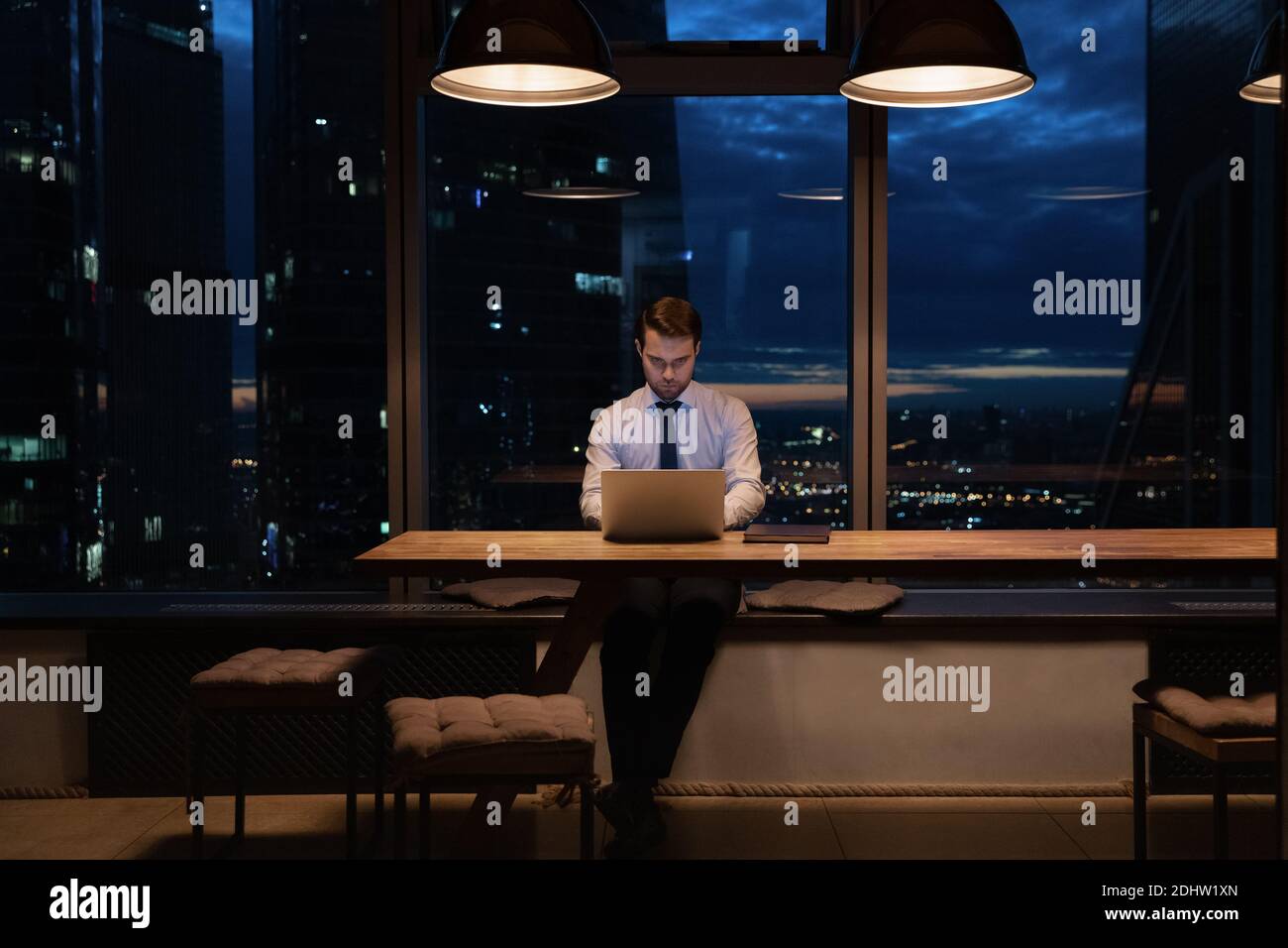 Late client hi-res stock photography and images - Alamy