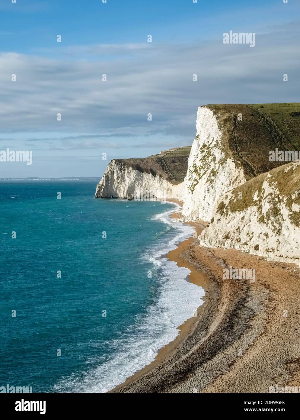 White cliffs at Durdle Door in Dorset Stock Photo - Alamy