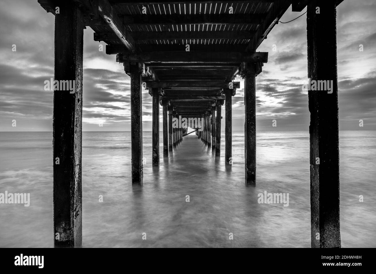 Lowestoft beach scene hi-res stock photography and images - Alamy