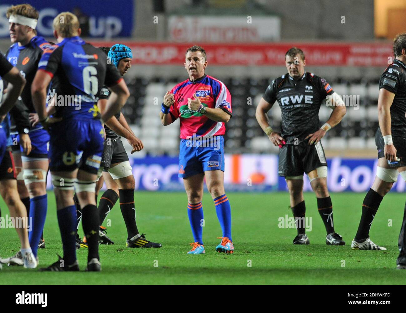 Nigel owens rugby ref hi-res stock photography and images - Alamy