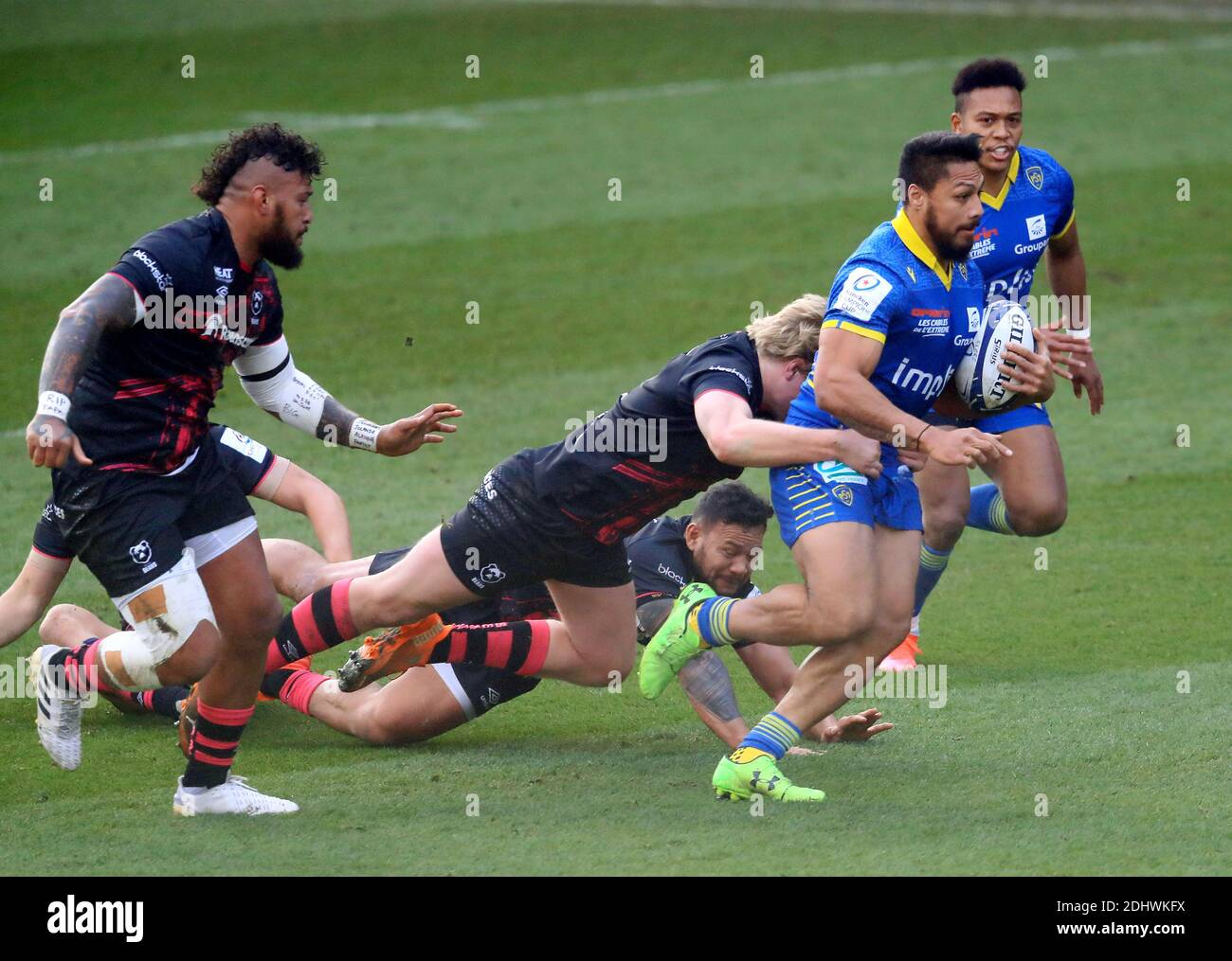 ASM Clermont Auvergne's George Moala (right) during the Heineken ...