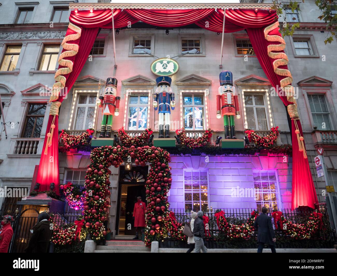Berkeley square london architecture hi-res stock photography and images ...