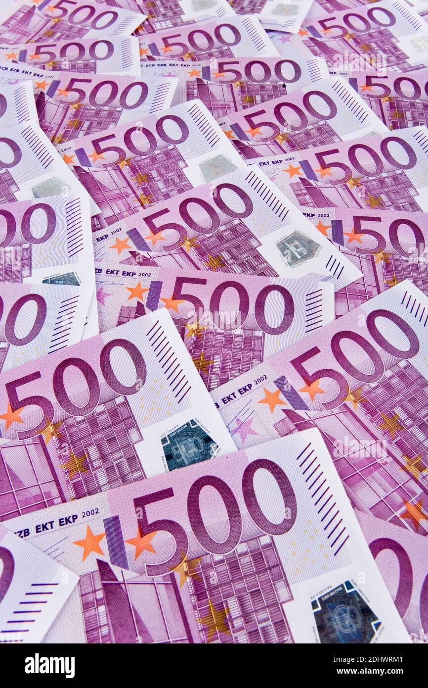 Viele 500 euro banknoten hi-res stock photography and images - Alamy