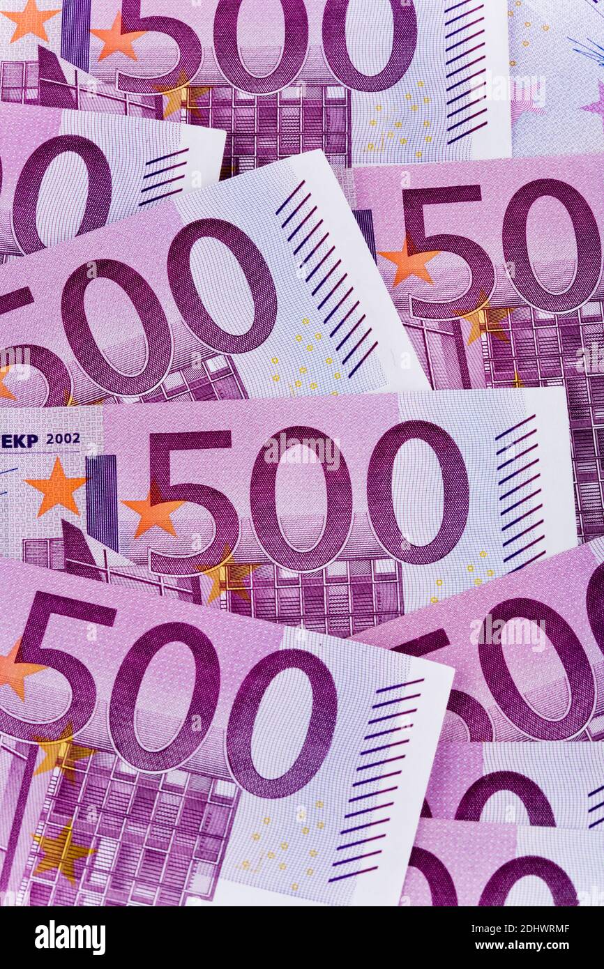 VIele 500er Euro Scheine Stock Photo - Alamy