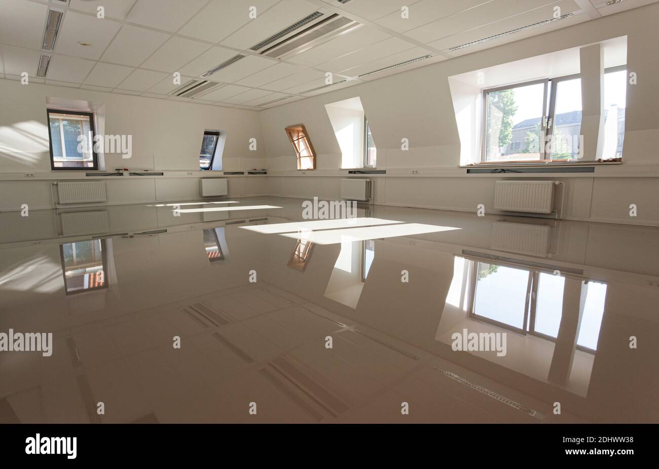 Synthetic cast floor hi-res stock photography and images - Alamy