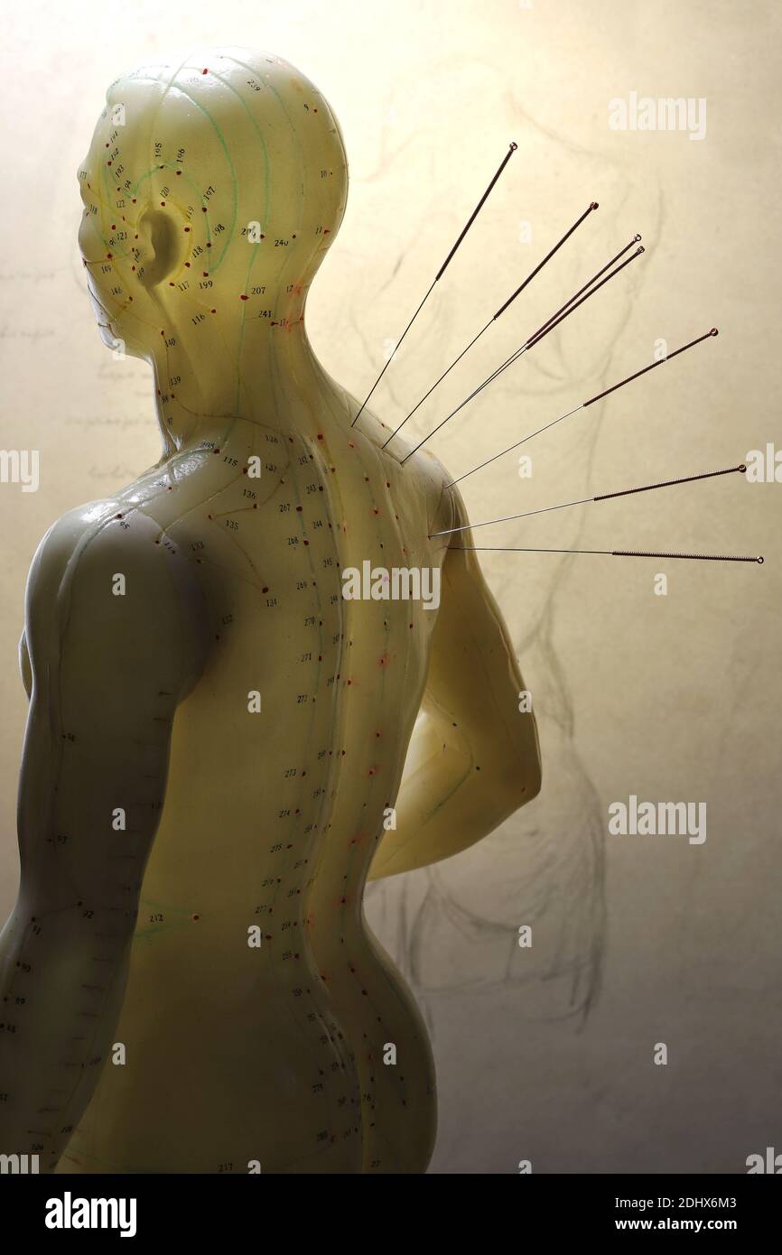 Shoulder male hi-res stock photography and images - Alamy