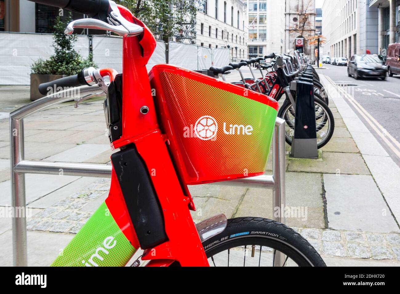 Uber Jump bike rebranded as Lime Stock Photo - Alamy