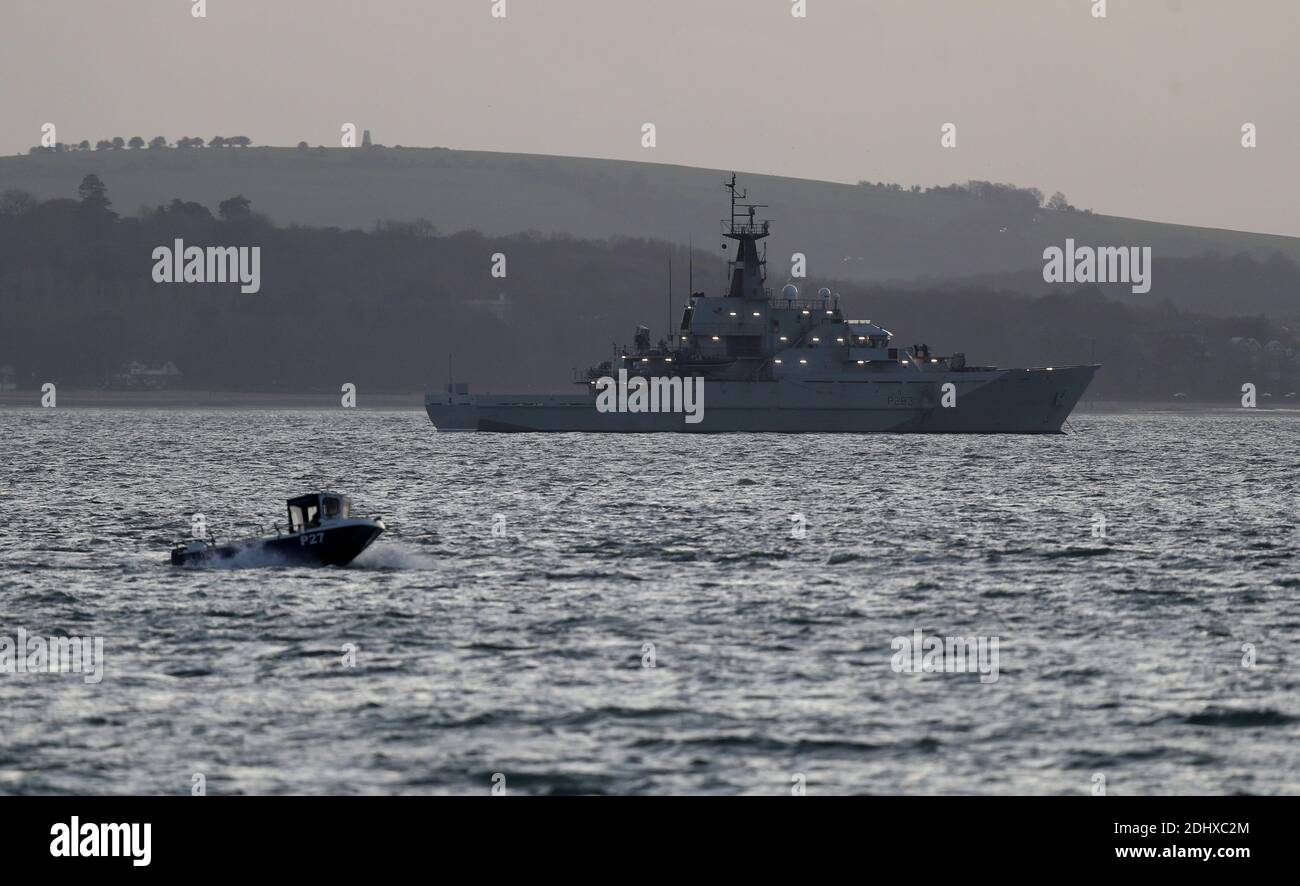 Royal navy river class offshore patrol vessel hi-res stock photography ...