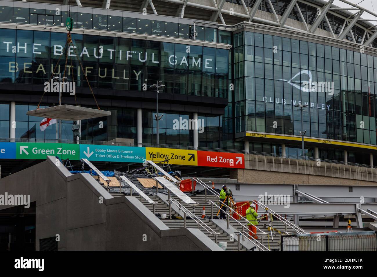 Wembley Stadium, Wembley Park, UK. 12th December 2020. Pre-cast ...