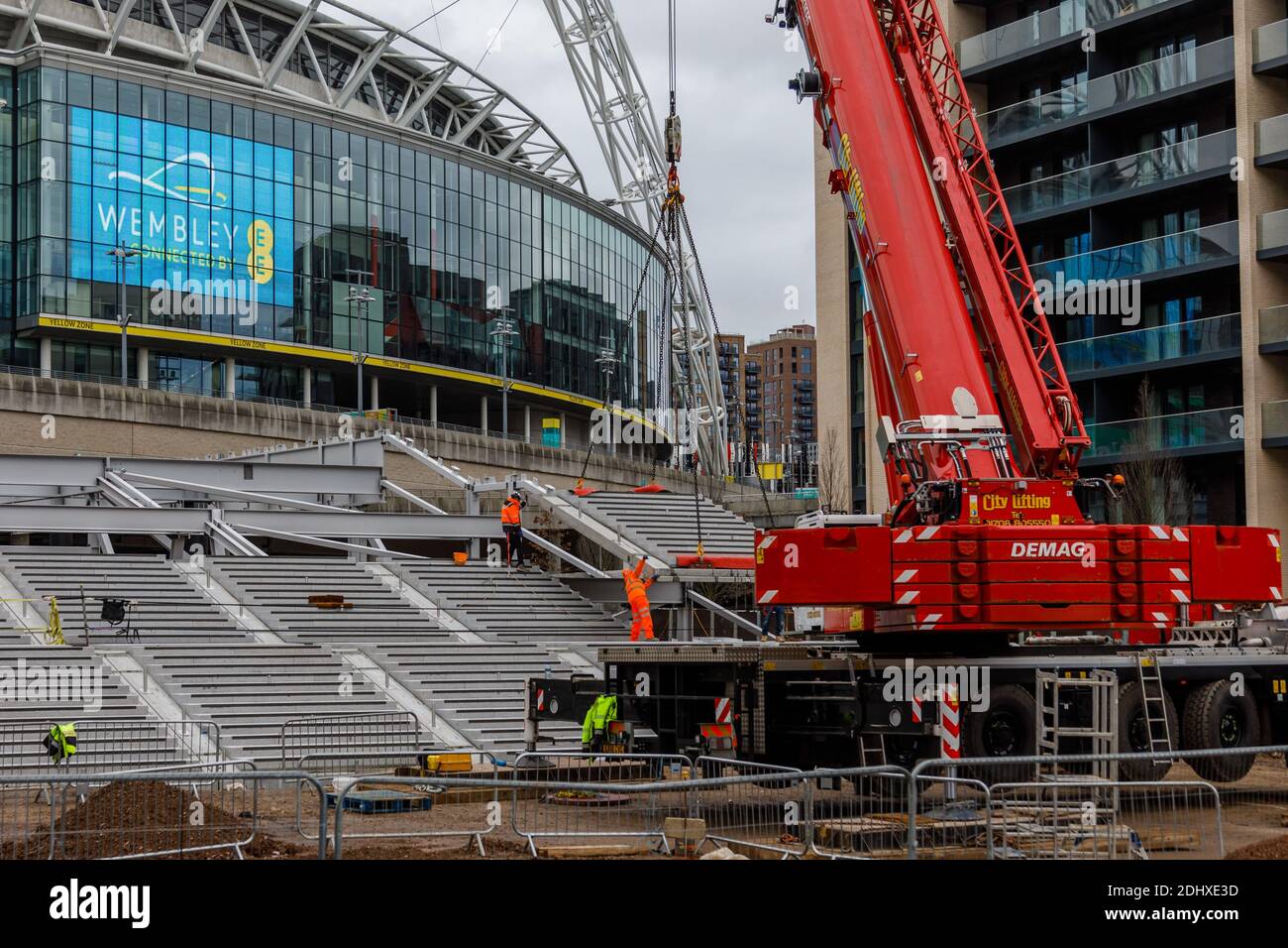 Wembley Stadium, Wembley Park, UK. 12th December 2020. Pre-cast ...