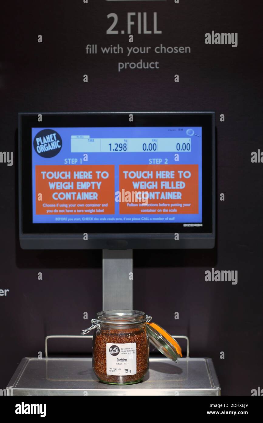 Food waster hi-res stock photography and images - Alamy