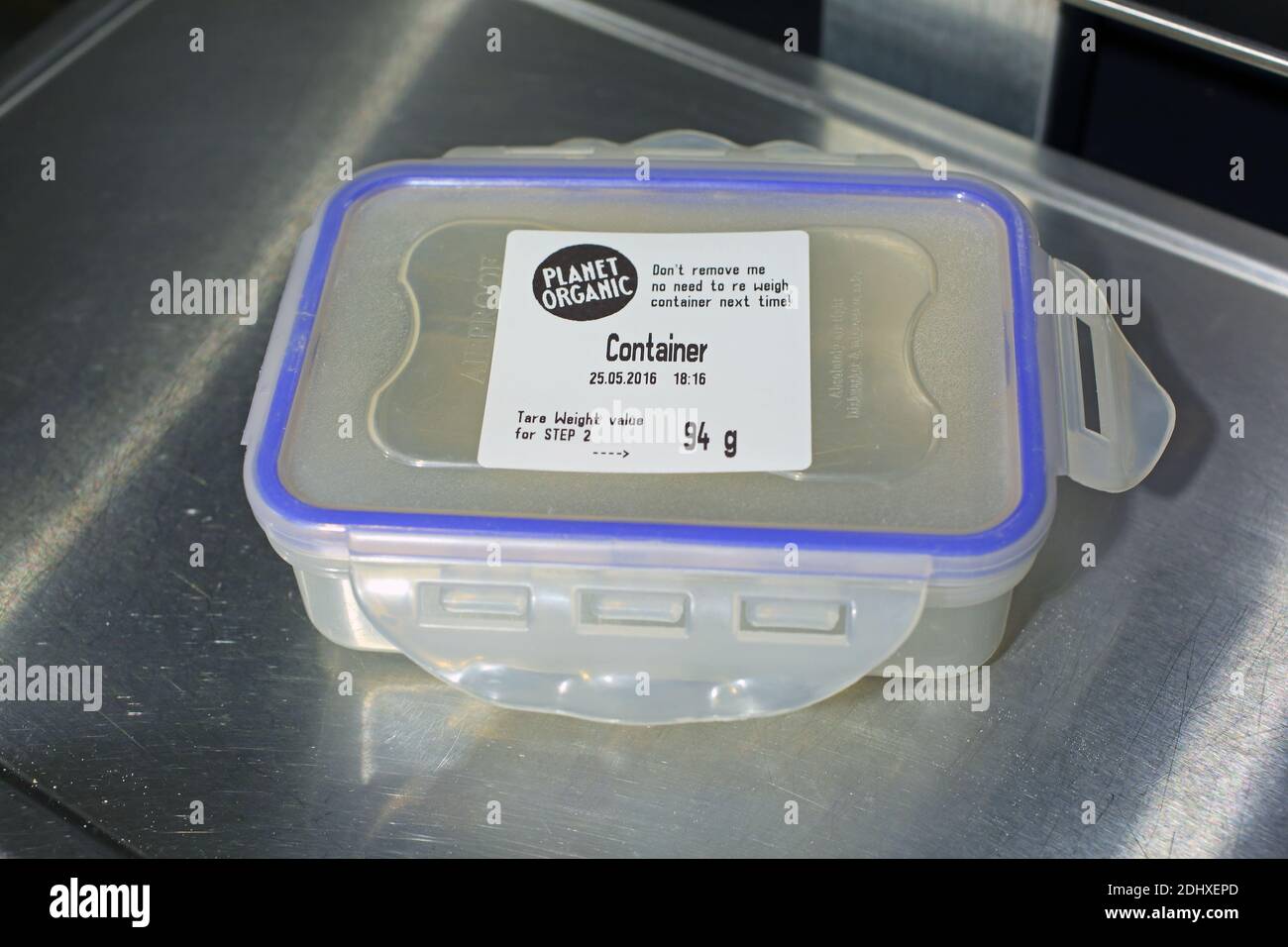 Unpackaged london hi-res stock photography and images - Alamy