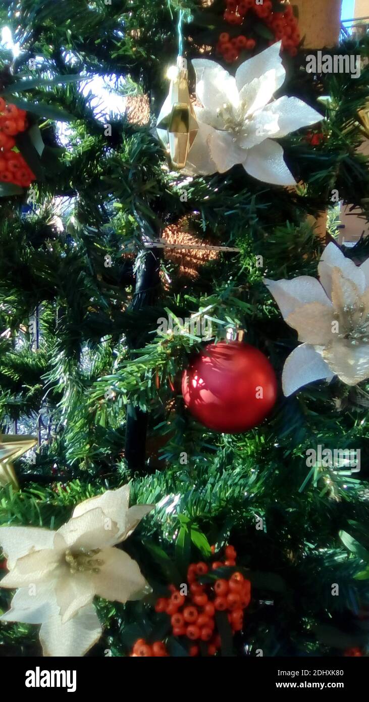 close-up photo of a Christmas tree with decorations Stock Photo - Alamy
