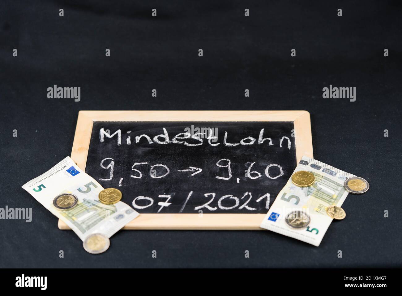 in Germany the Minimum wage (Translation = Mindestlohn) ascends in ...