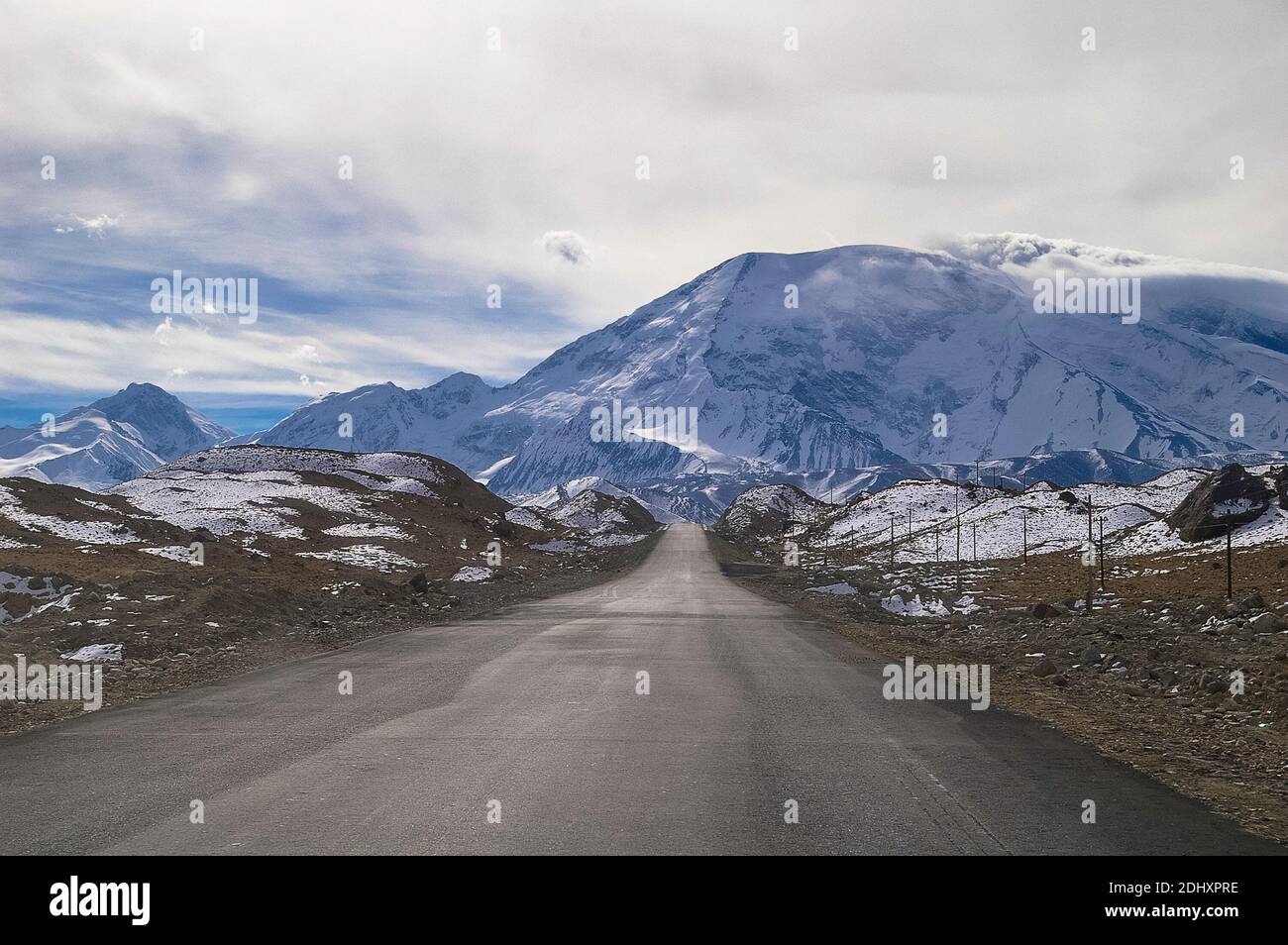 Driving The Pamir Highway High Resolution Stock Photography and Images ...