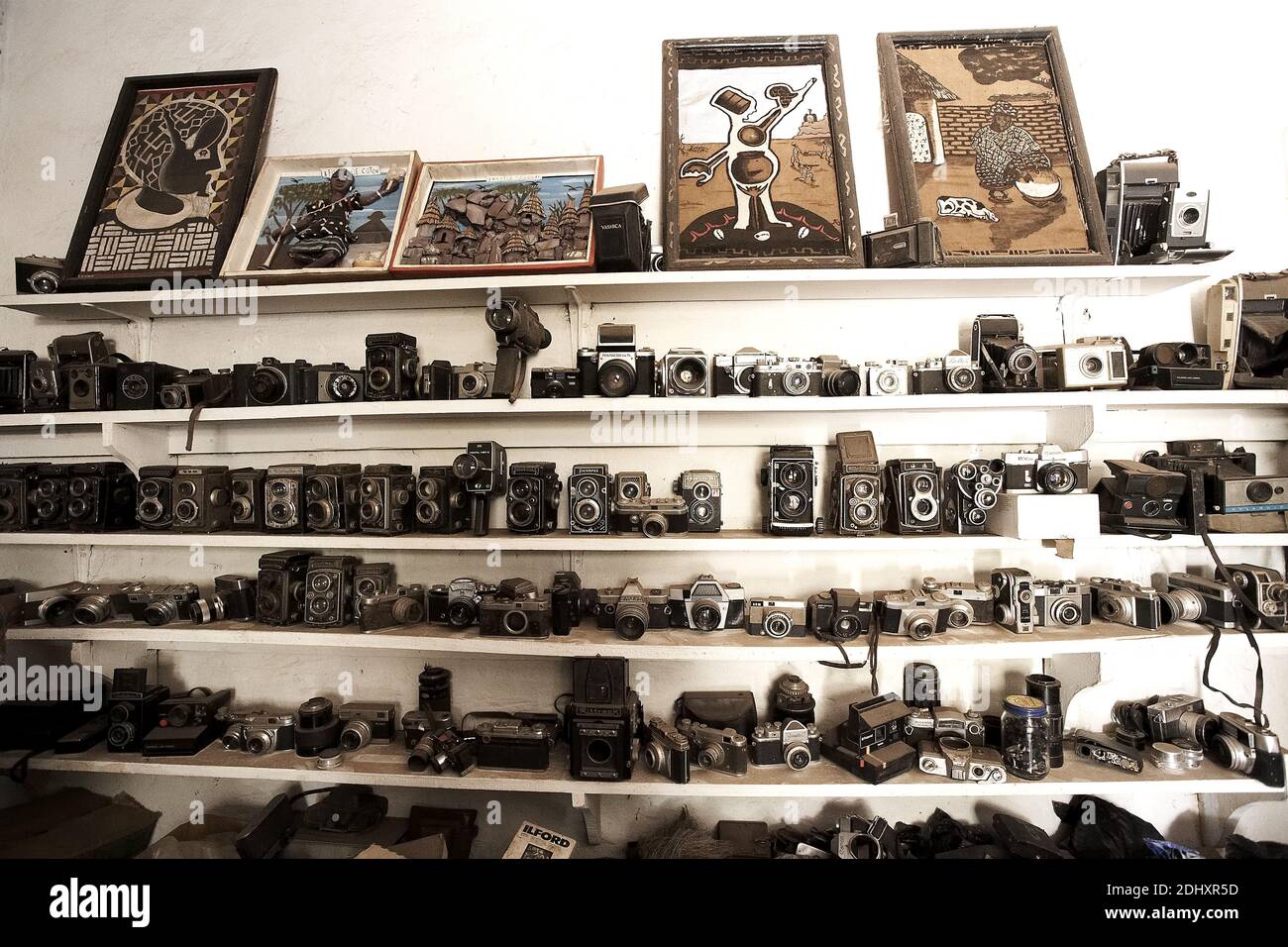 The Studio and his cameras from famos Malian photographer Malick Sidibé ...