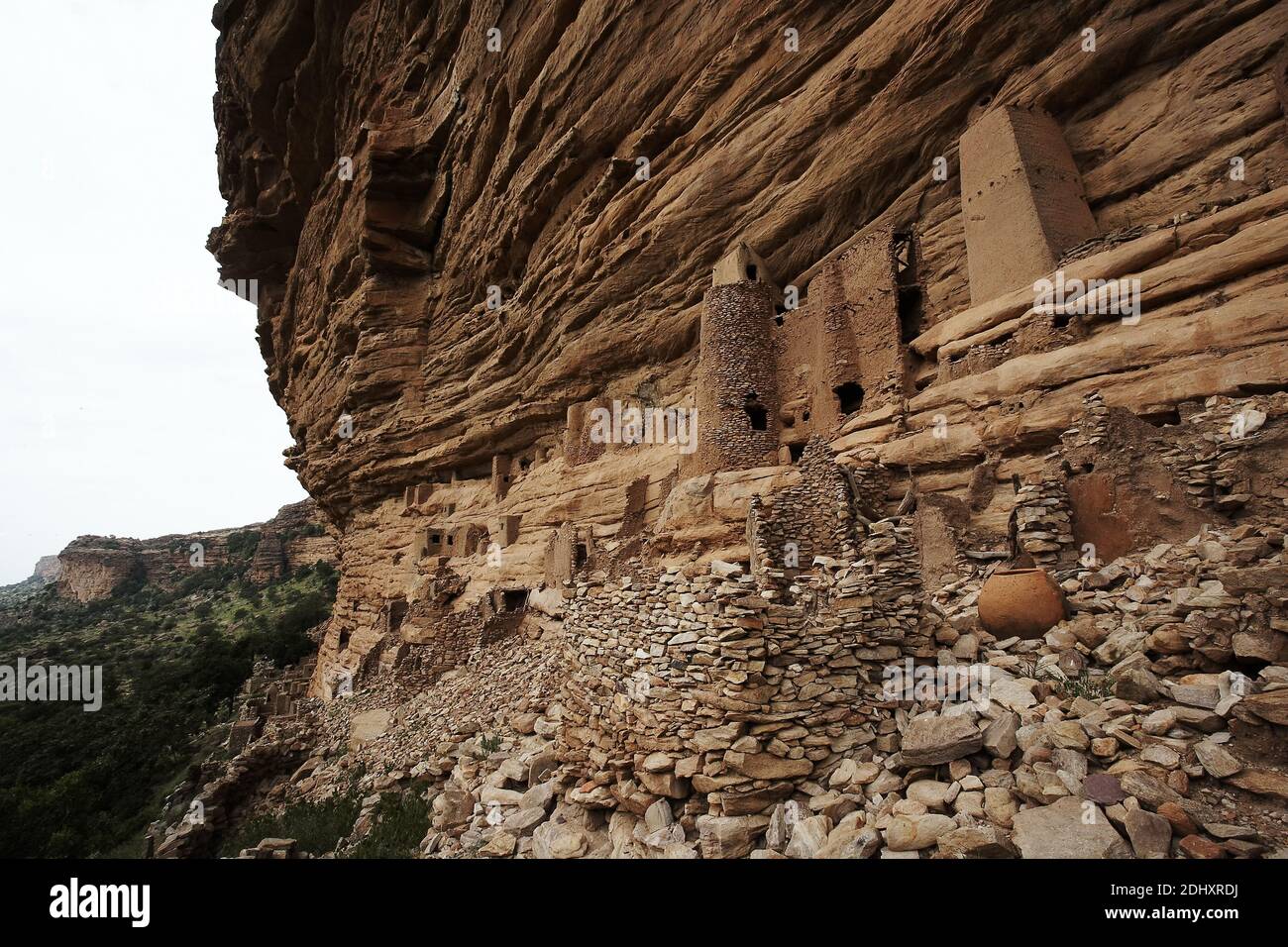 Dogon tribe hi-res stock photography and images - Alamy