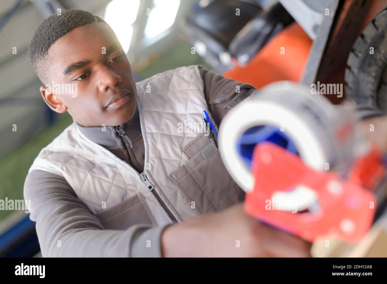 Warehouse worker preparing shipment hi-res stock photography and images ...