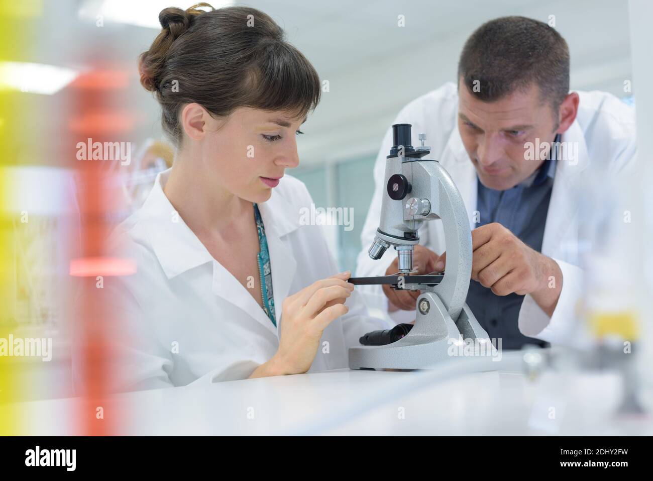 woman lab analyst working on new drugs Stock Photo - Alamy