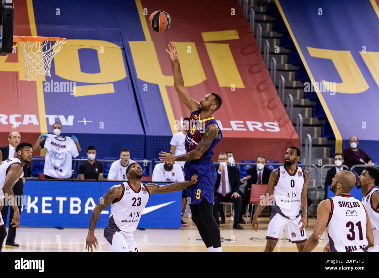 Adam Hanga of Fc Barcelona shoot to basket during the Turkish Airlines ...