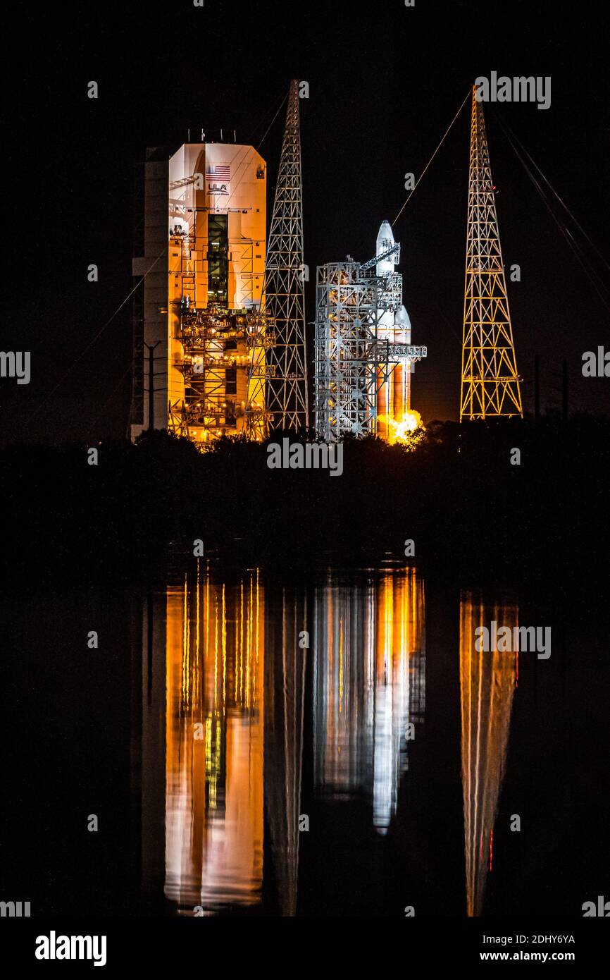 A United Launch Alliance (ULA) Delta IV Heavy rocket carrying the NROL ...