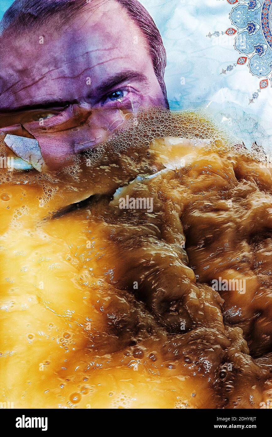 Iranian propaganda posters hi-res stock photography and images - Alamy