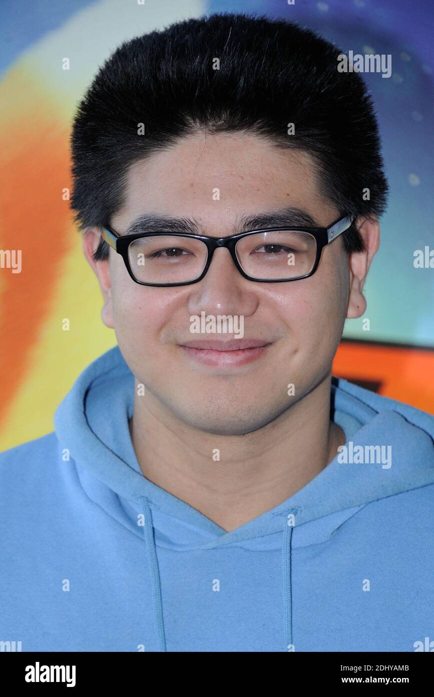 Kevin Tran assiste a la premiere de Ratchet et Clank au cinema MK2 ...