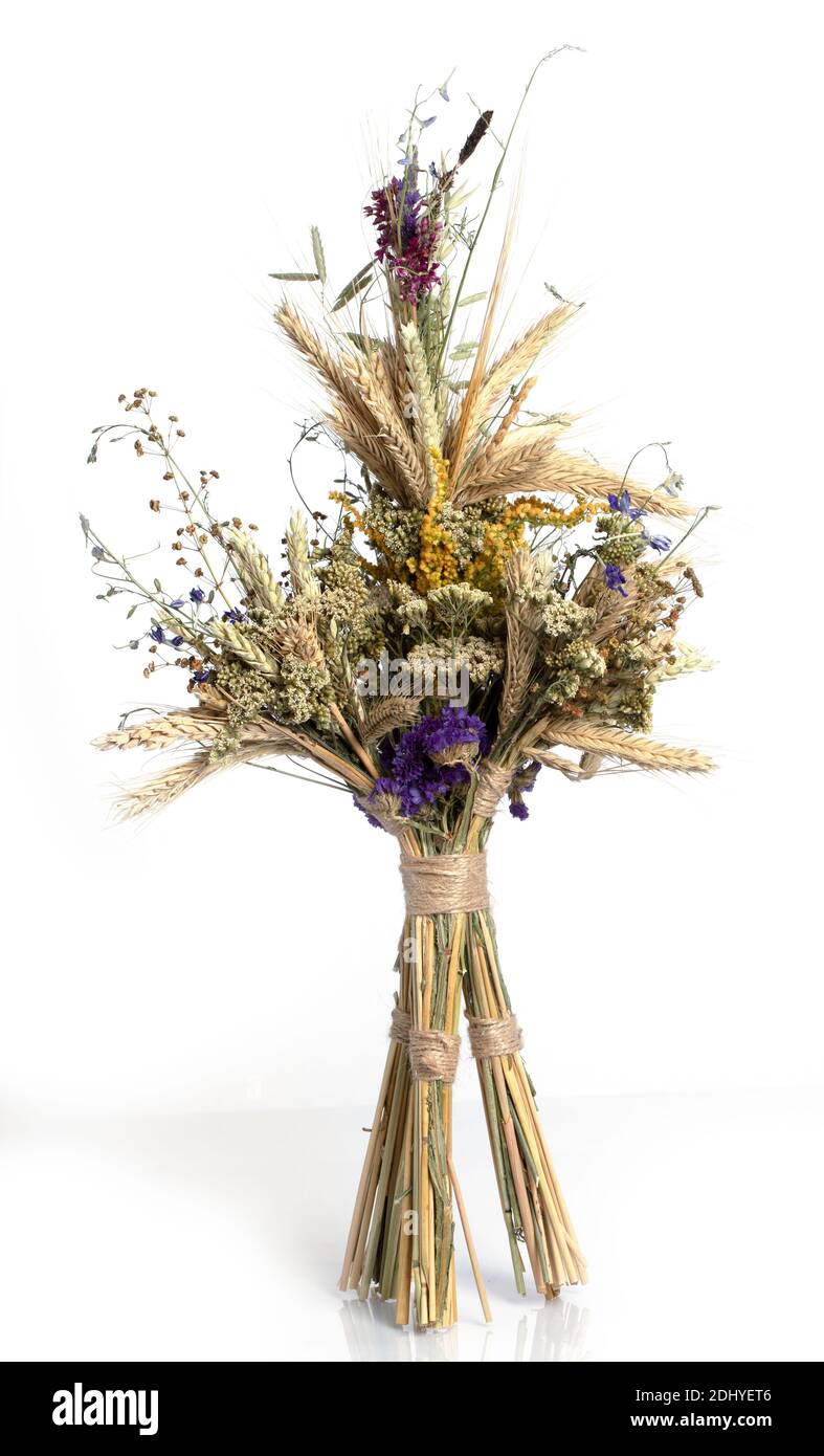 Didukh is a symbol of harvest, prosperity, wealth, immortal ancestor ...
