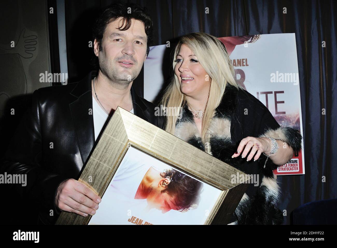Jean-Pierre Danel et Loana assistent a la 'Soiree Guitar Tribute de ...