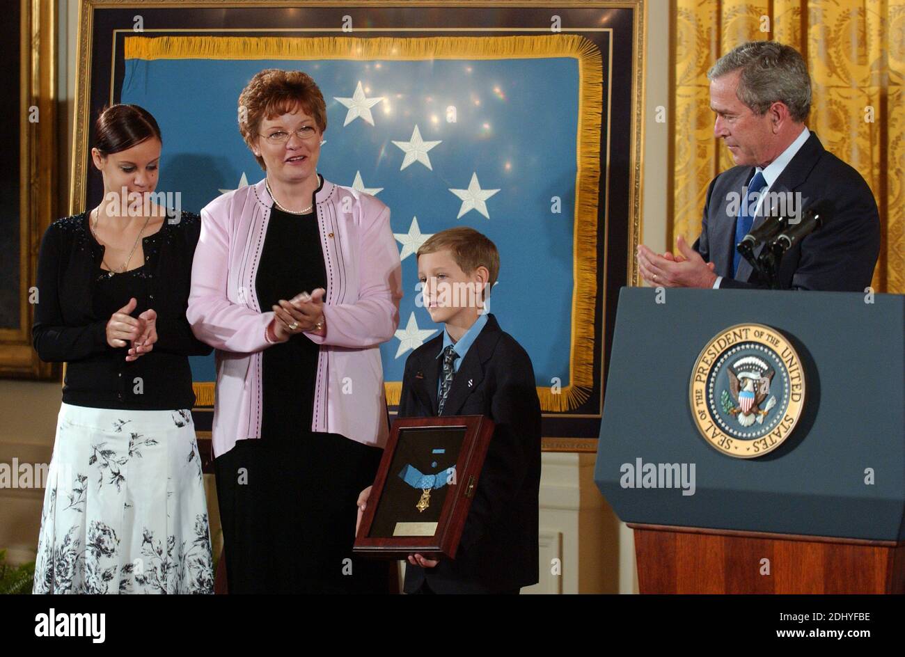 Washington, D.C. - April 4, 2005 -- United States President George W ...