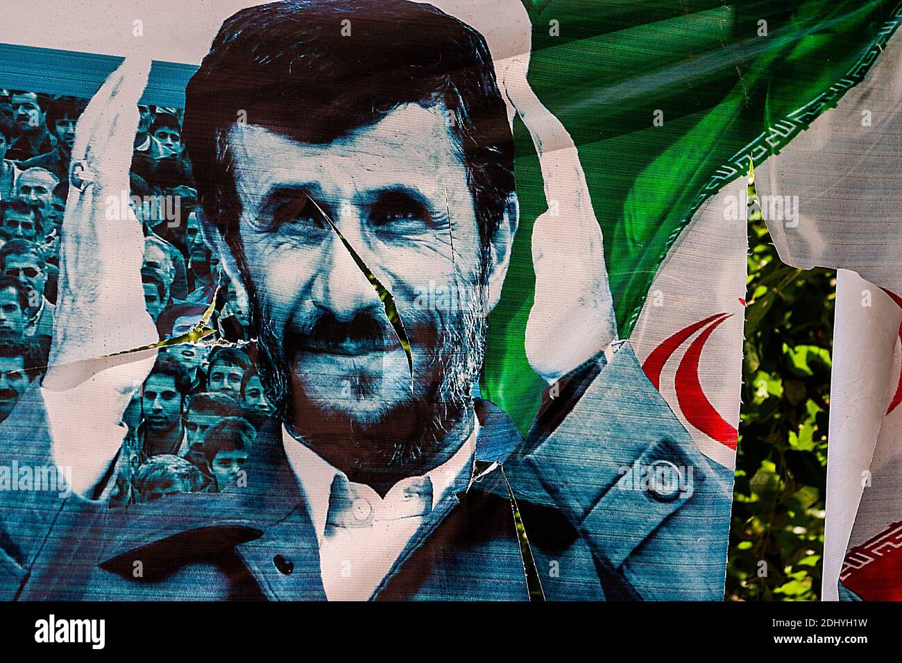 Iranian propaganda posters hi-res stock photography and images - Alamy