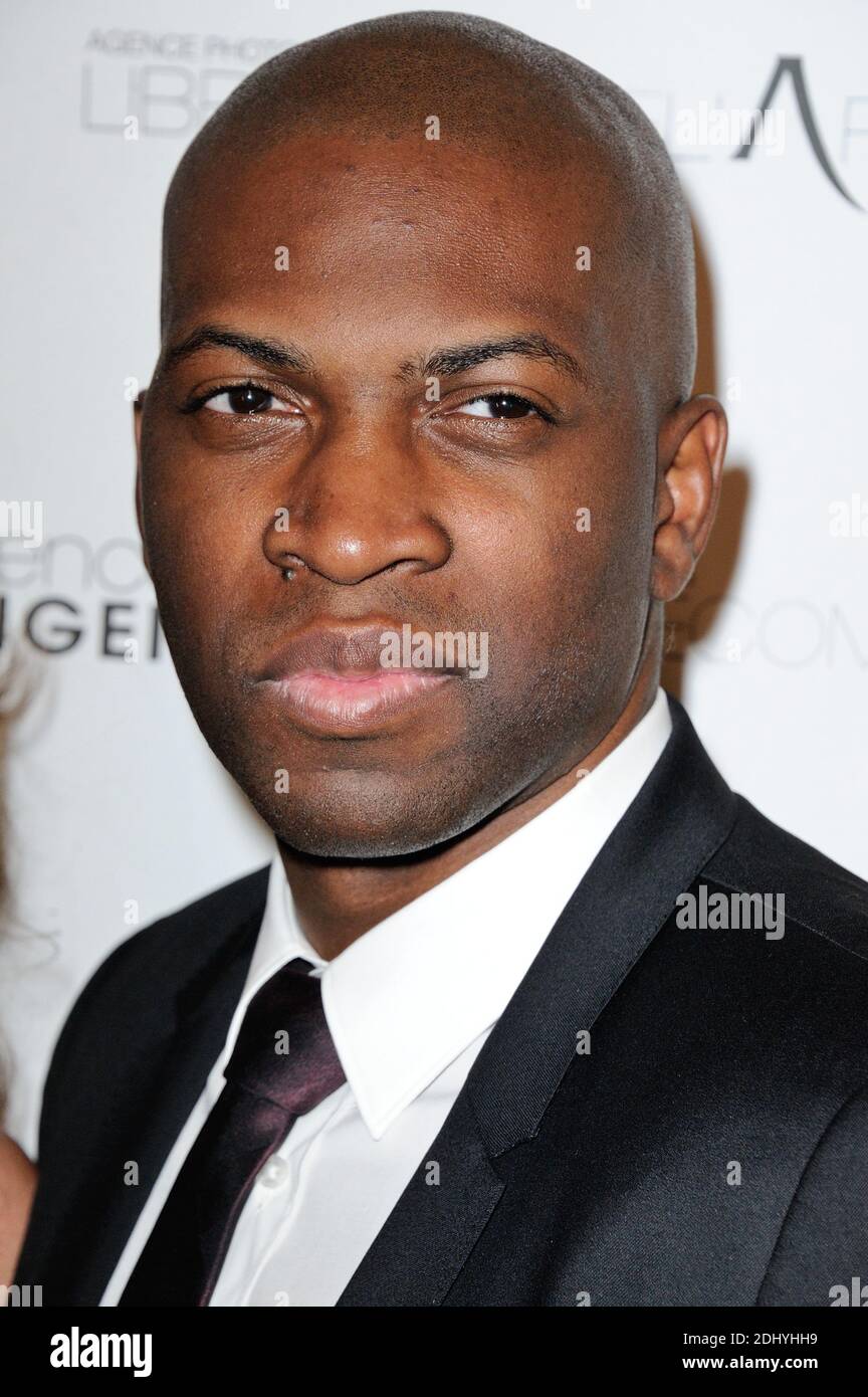 Yannick M'Boloa assiste au photocall lors de la Soiree-Spectacle donnee ...