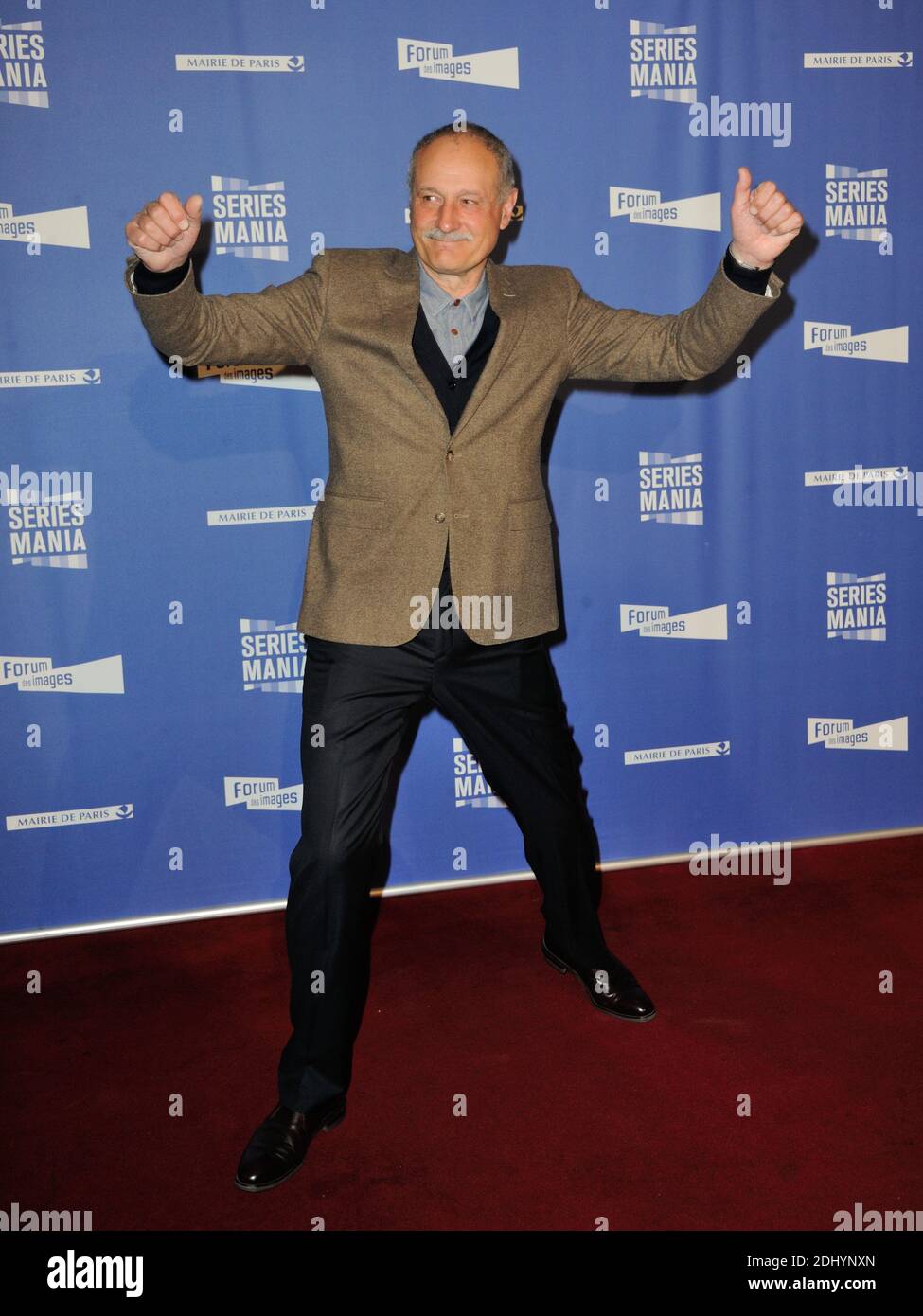 Tony Grisoni assiste a la ceremonie d'ouverture du 7eme festival Series ...