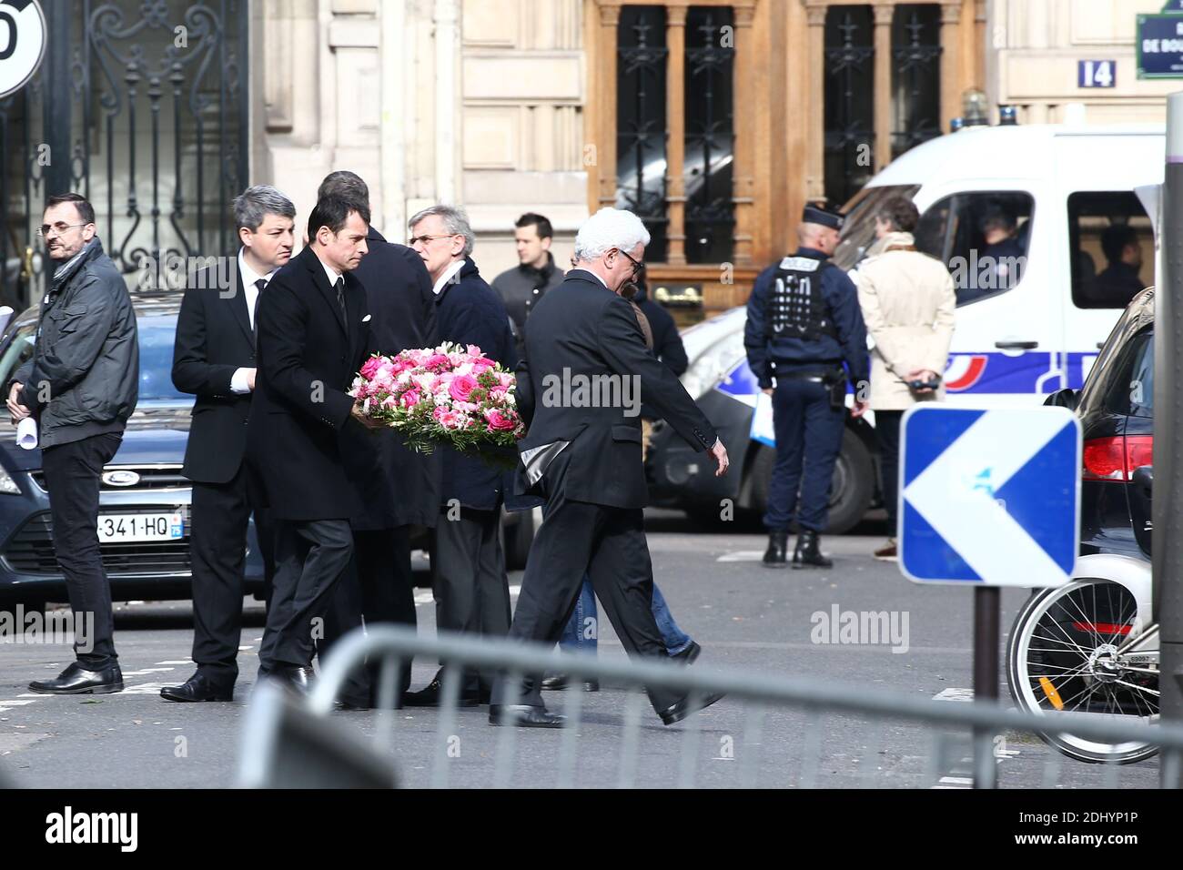 Atmosphere at the funeral of Laurence Chirac (elder daughter of Former ...