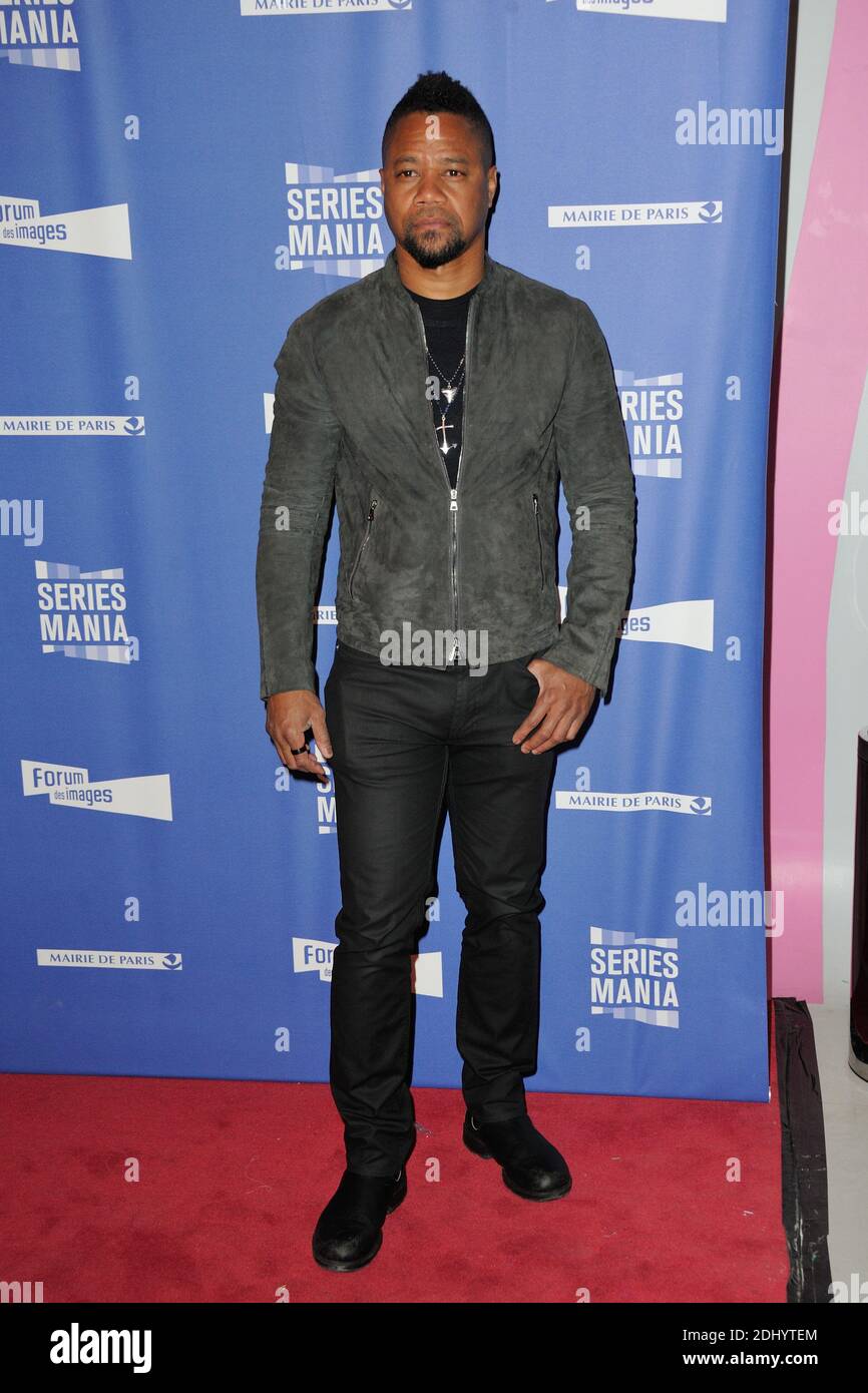 Cuba Gooding Jr attending the 'The People v. O.J. Simpson: American ...