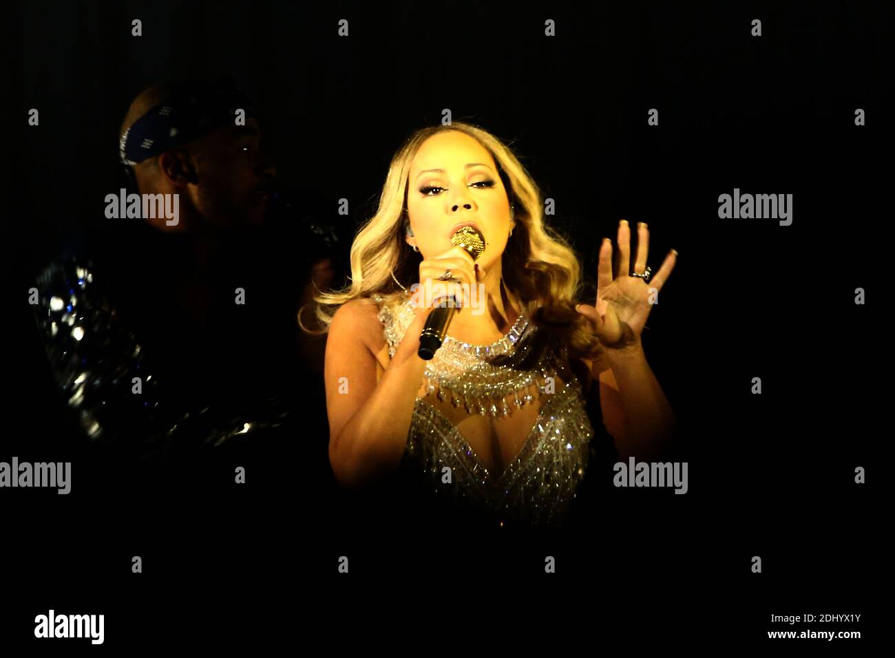 Mariah carey the sweet fantasy tour hi-res stock photography and images - Alamy