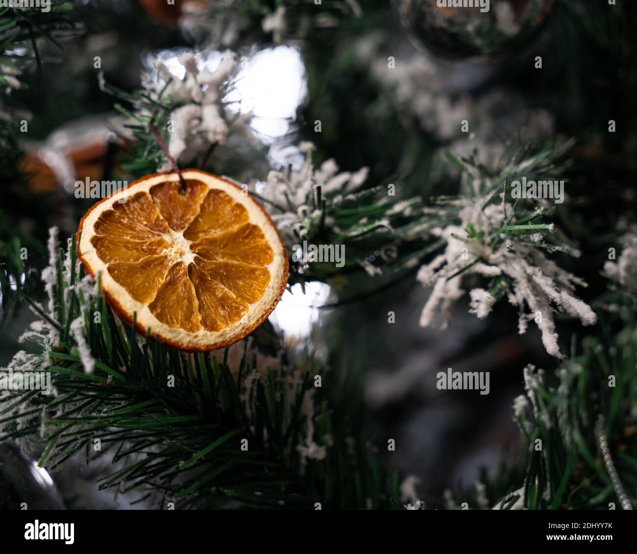 Orange segment hi-res stock photography and images - Alamy