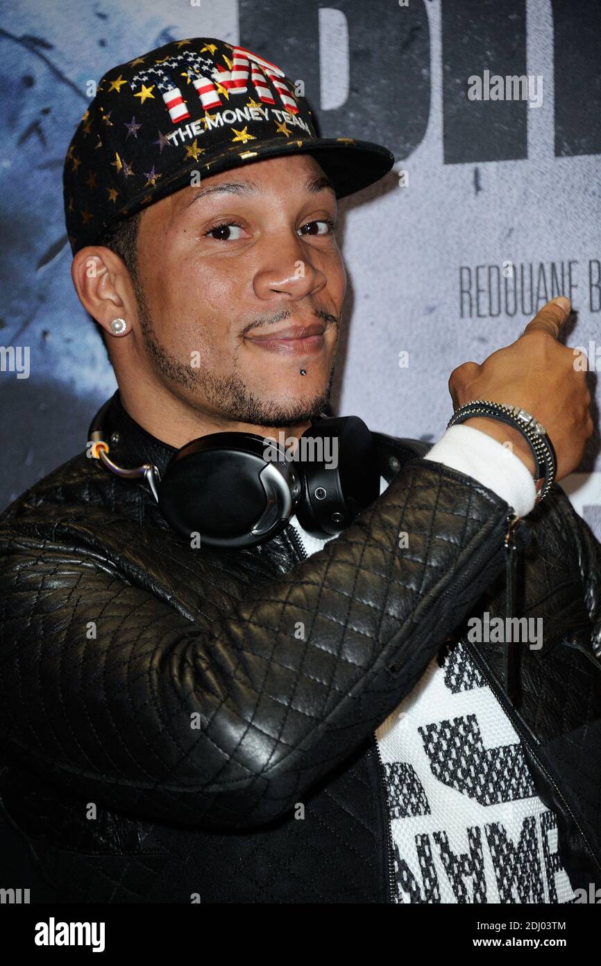 Chris V assiste a la Premiere du film 'Braqueurs' a l'UGC Cine Cite les ...