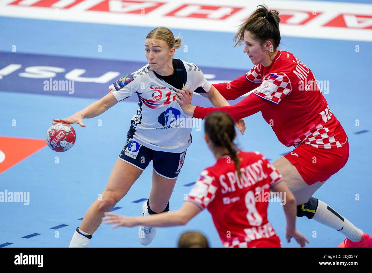 KOLDING, DENMARK - DECEMBER 12: Stine Bredal oftedahl of Norway during ...