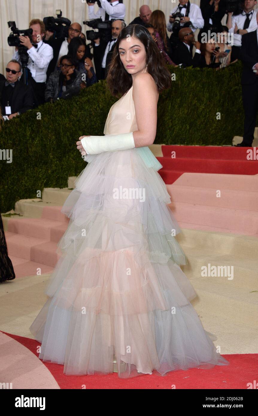 Lorde Costume