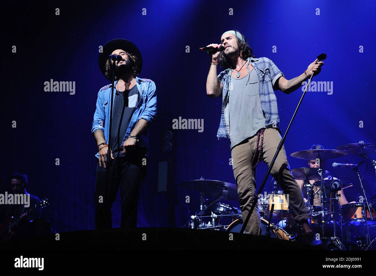 Les Frero Delavega (Jeremy Frerot et Florian Delavega) lors du concert ...